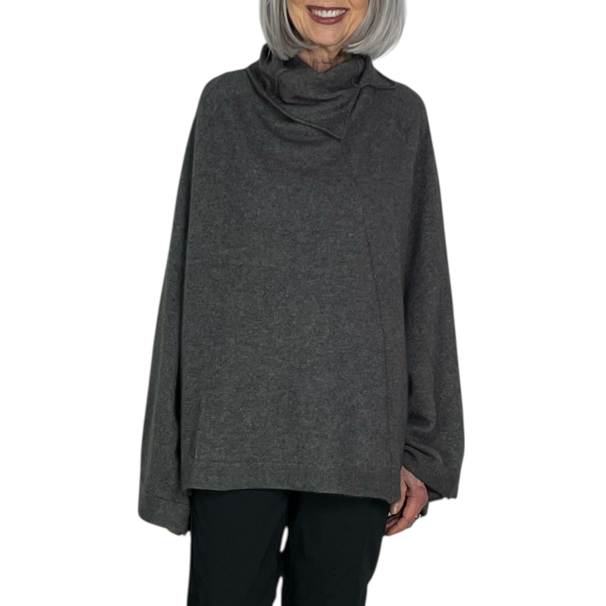 HI-NECK SWEATER – MIO